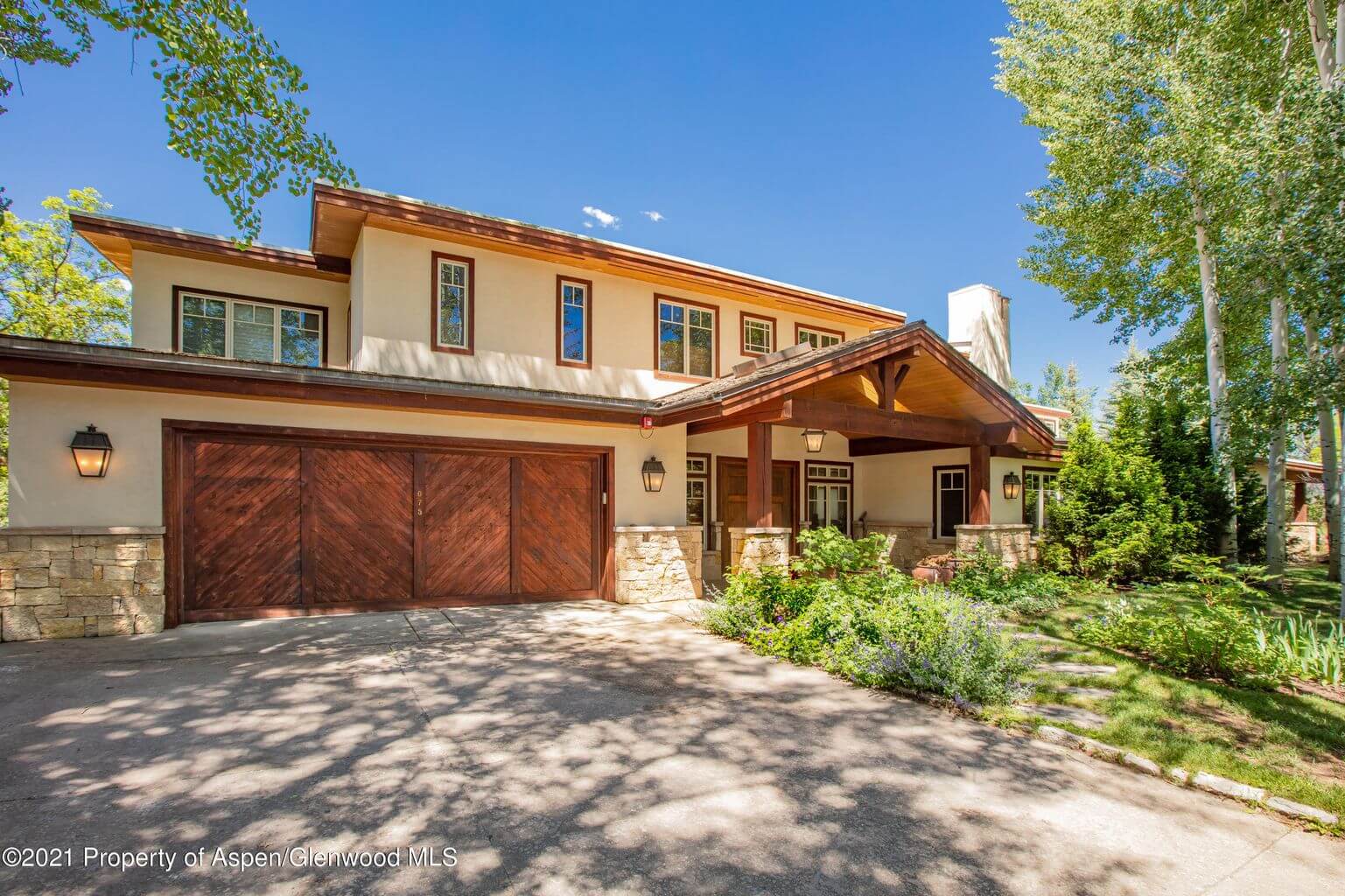 2019 Contemporary Home in Aspen Core at 28 Little Cloud Trail Sells $27 ...