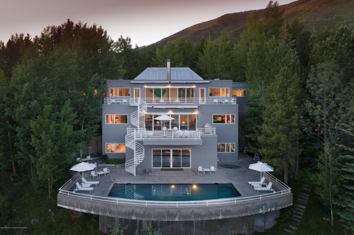 1985 Built Home at 319 Ridge Rd on Red Mountain Sells for $26M/$2,733 sq ft | Tim Estin